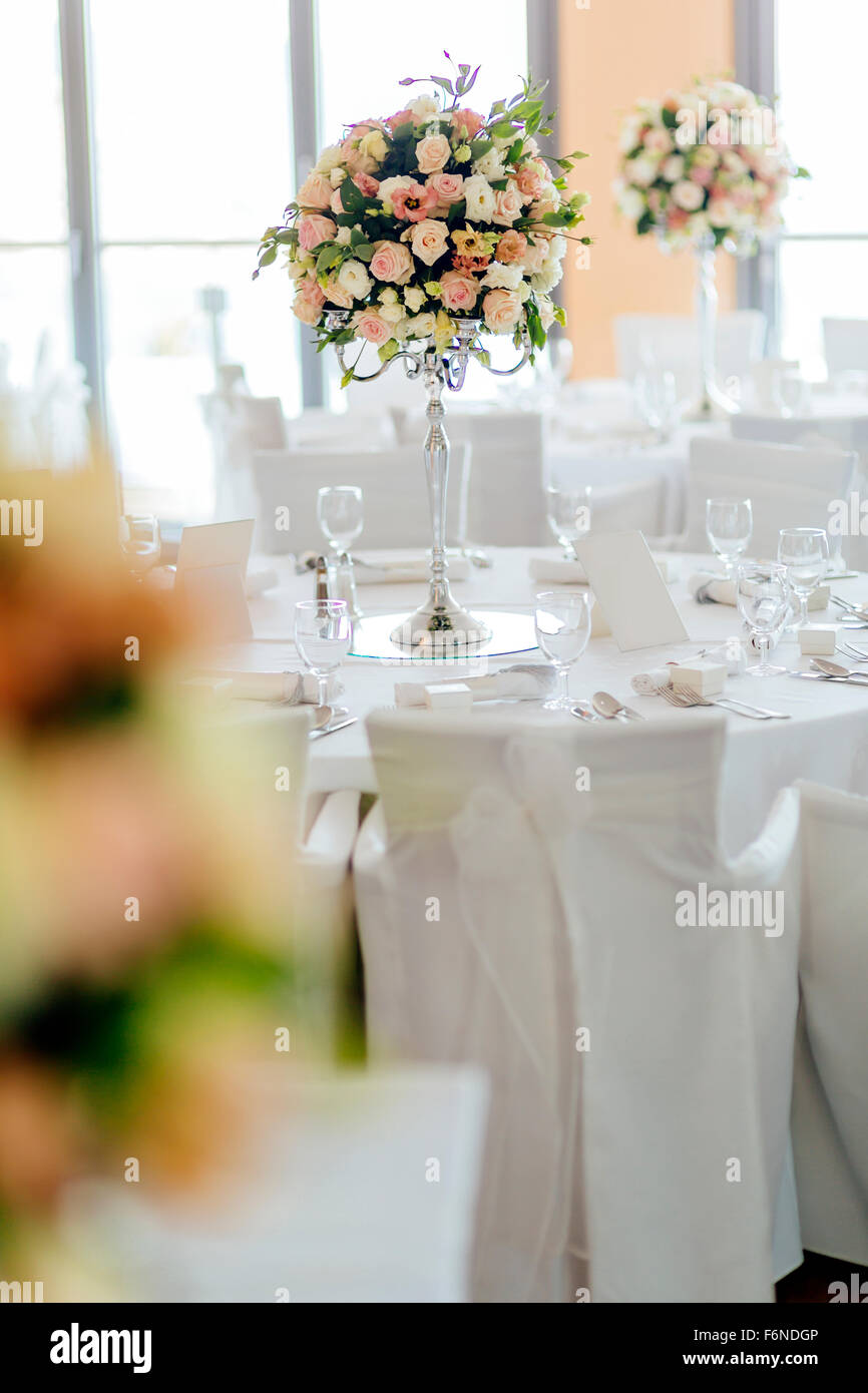 Beautiful wedding tables roses in hi-res stock photography and images ...