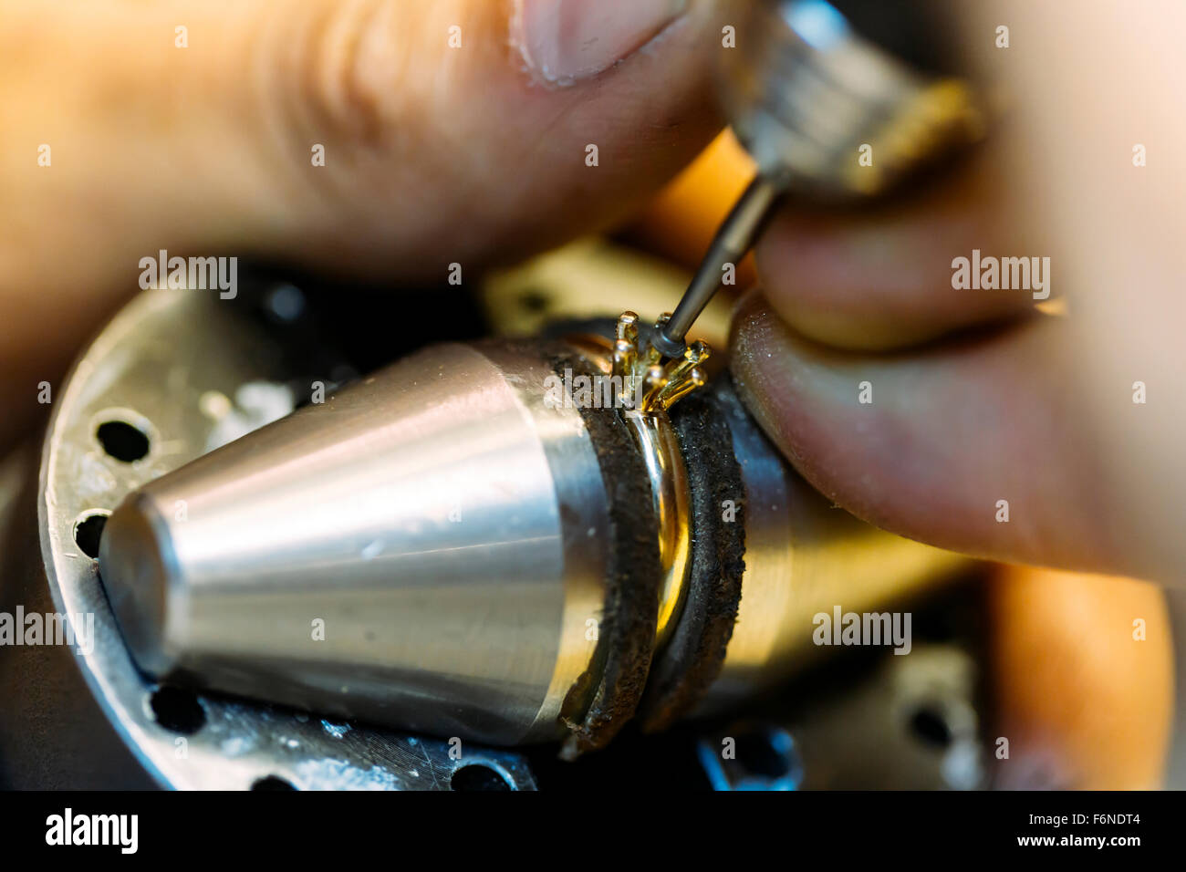 Jeweler making ring hi-res stock photography and images - Alamy
