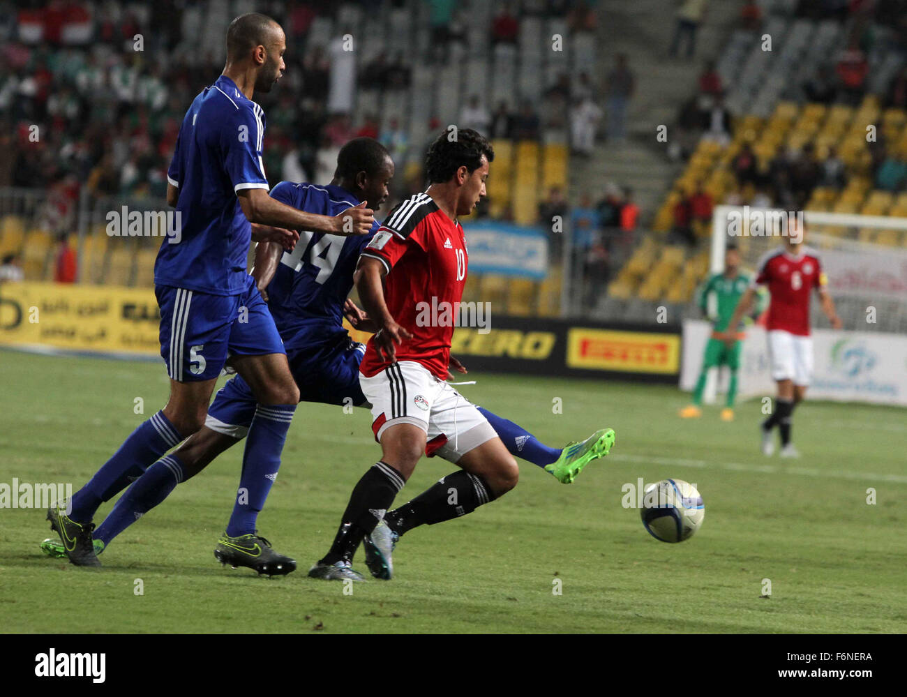 Cairo, Egypt. 17th Nov, 2015. Egypt's players compete against Chad ...