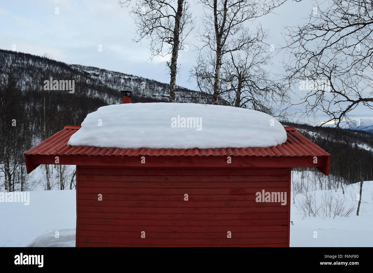Small red hut hi-res stock photography and images - Alamy