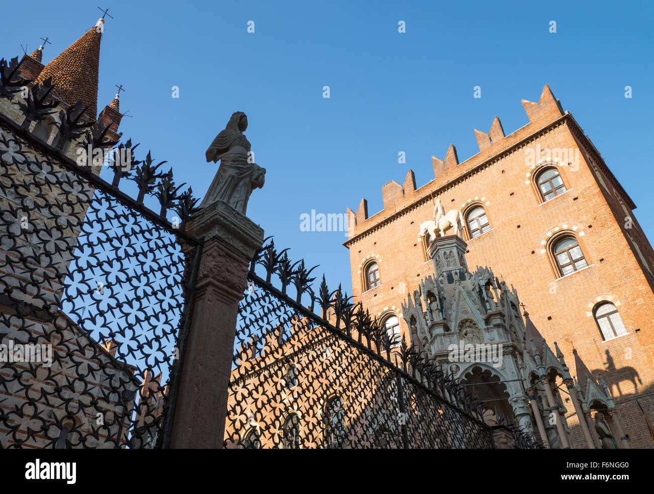 Scaligeri verona hi-res stock photography and images - Alamy