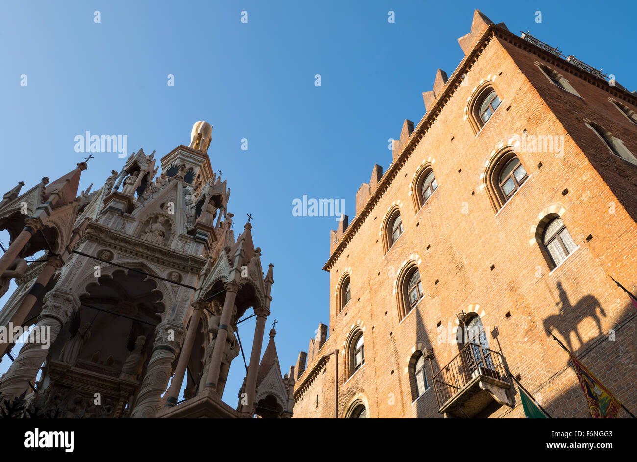 Tombs of the scaligeri hi-res stock photography and images - Alamy