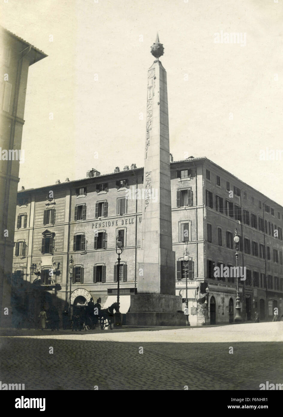 Piazza Montecitorio, Rome, Italy Stock Photo - Alamy