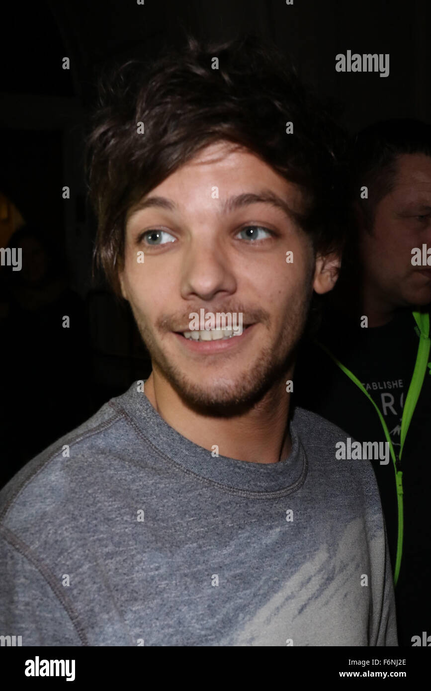 Louis tomlinson 2015 hi-res stock photography and images - Alamy
