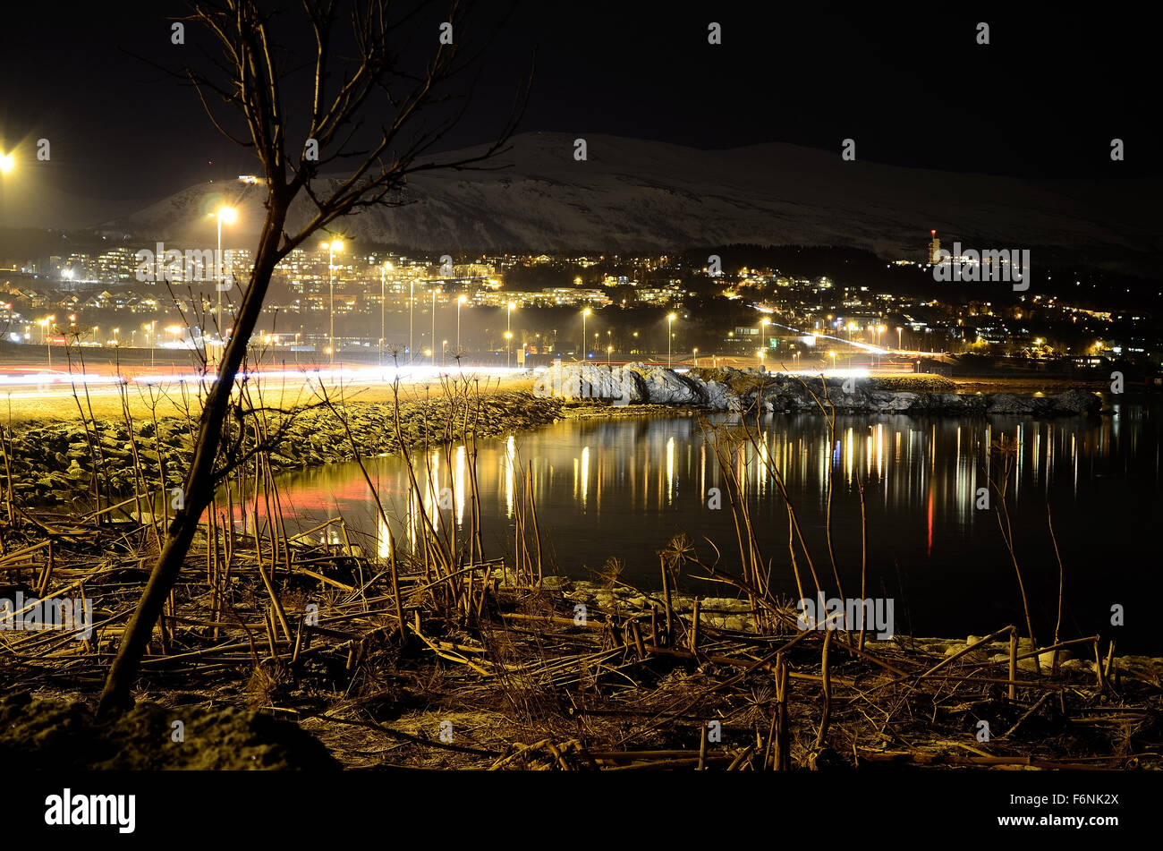 Moon reflection on the road hi-res stock photography and images - Alamy