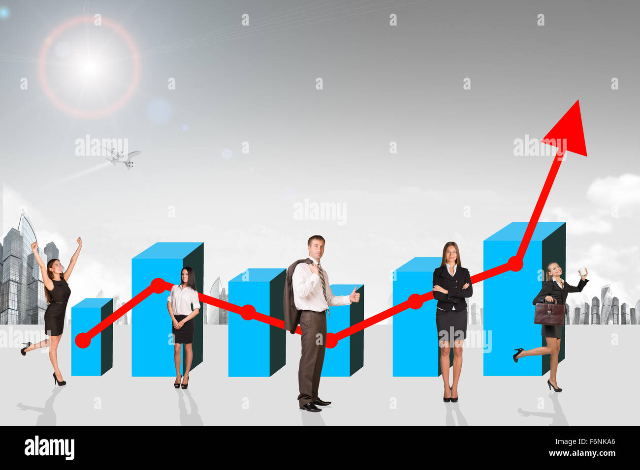 Businesswoman showing graph growth hi-res stock photography and images ...