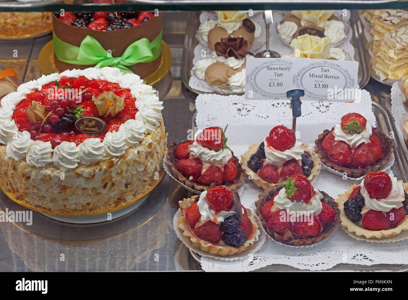 A window display at a cake shop in London's Whitehall Stock Photo - Alamy