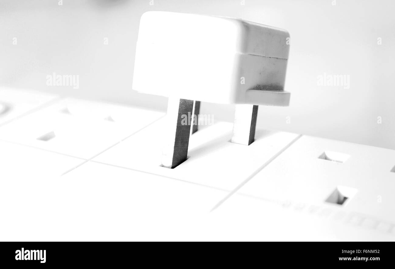 British standard 3 pin plugs and sockets for domestic household use ...