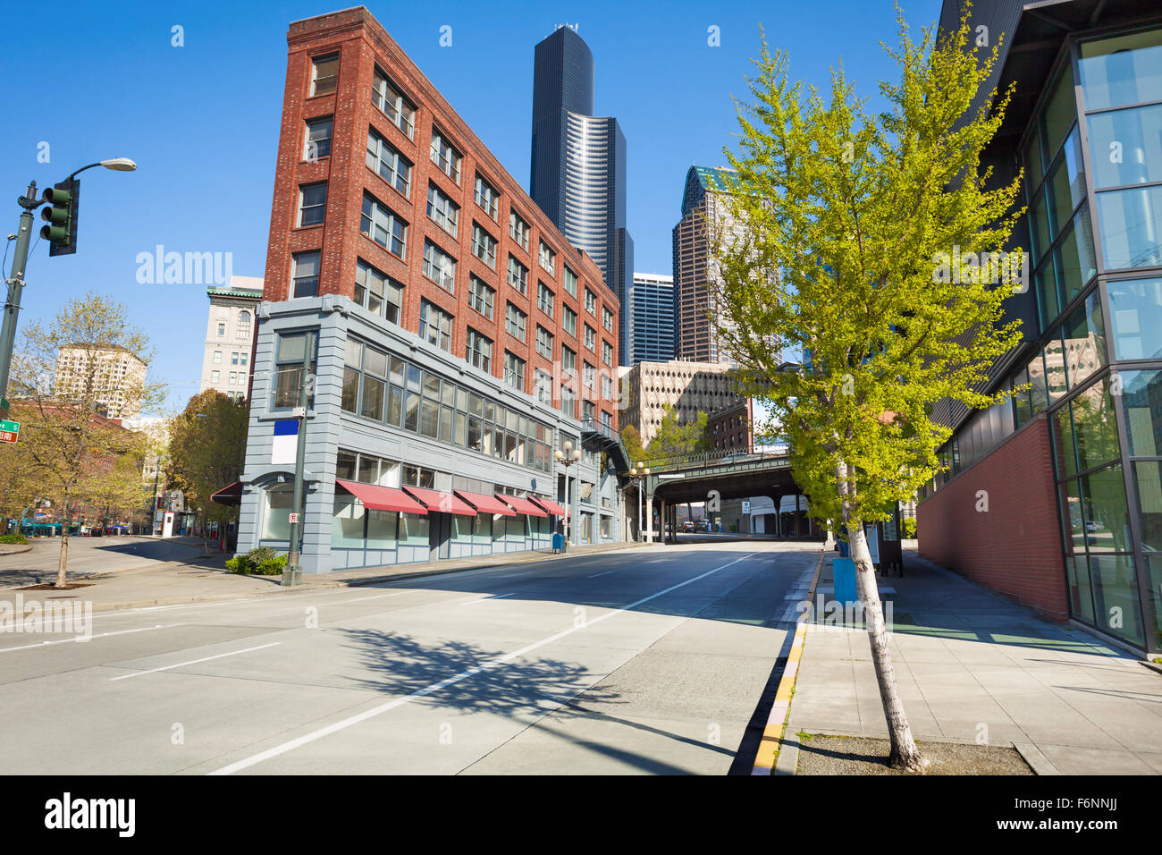 View of Seattle downtown during summer time Stock Photo - Alamy