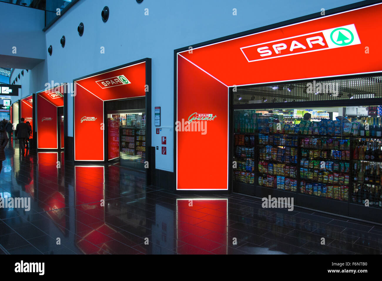 Spar shops hi-res stock photography and images - Alamy