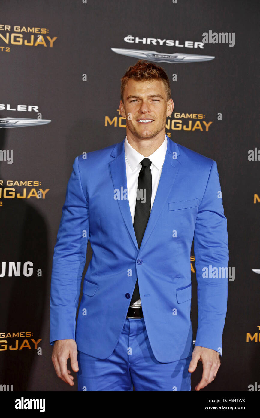 Nov. 17, 2015 - Los Angeles, California, USA - Alan Ritchson .Hunger ...