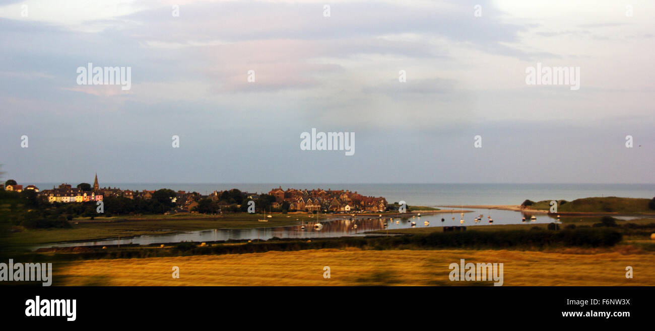 Beautiful estuary hi-res stock photography and images - Alamy