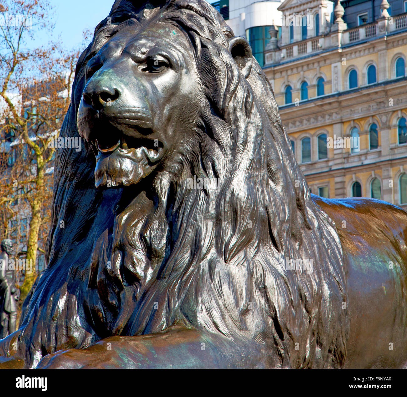 marble and statue in old city of london england Stock Photo - Alamy