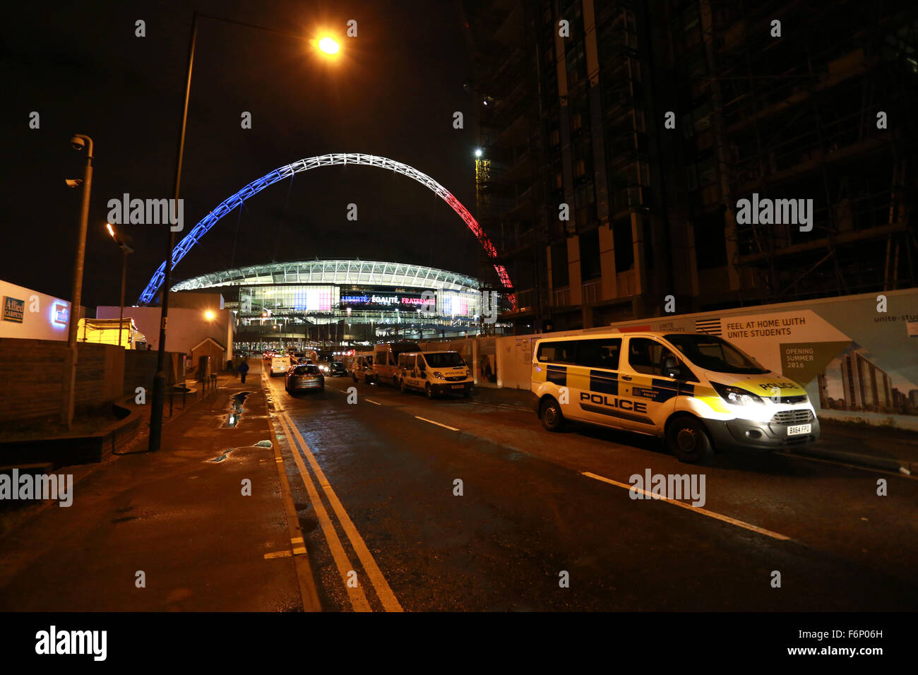 Wembley, London, UK. 17th November, 2015. Police vans in side streets ...