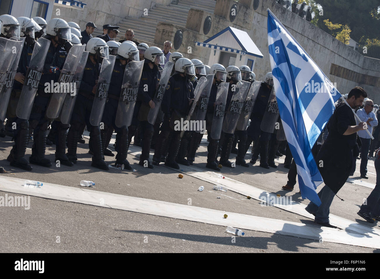Athens, Greece. 18th Nov, 2015. Farmers clash with riot police outside ...