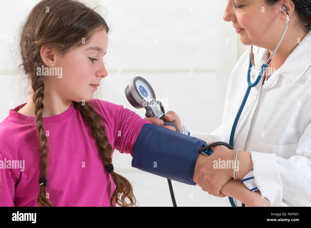 Pediatric blood pressure hi-res stock photography and images - Alamy