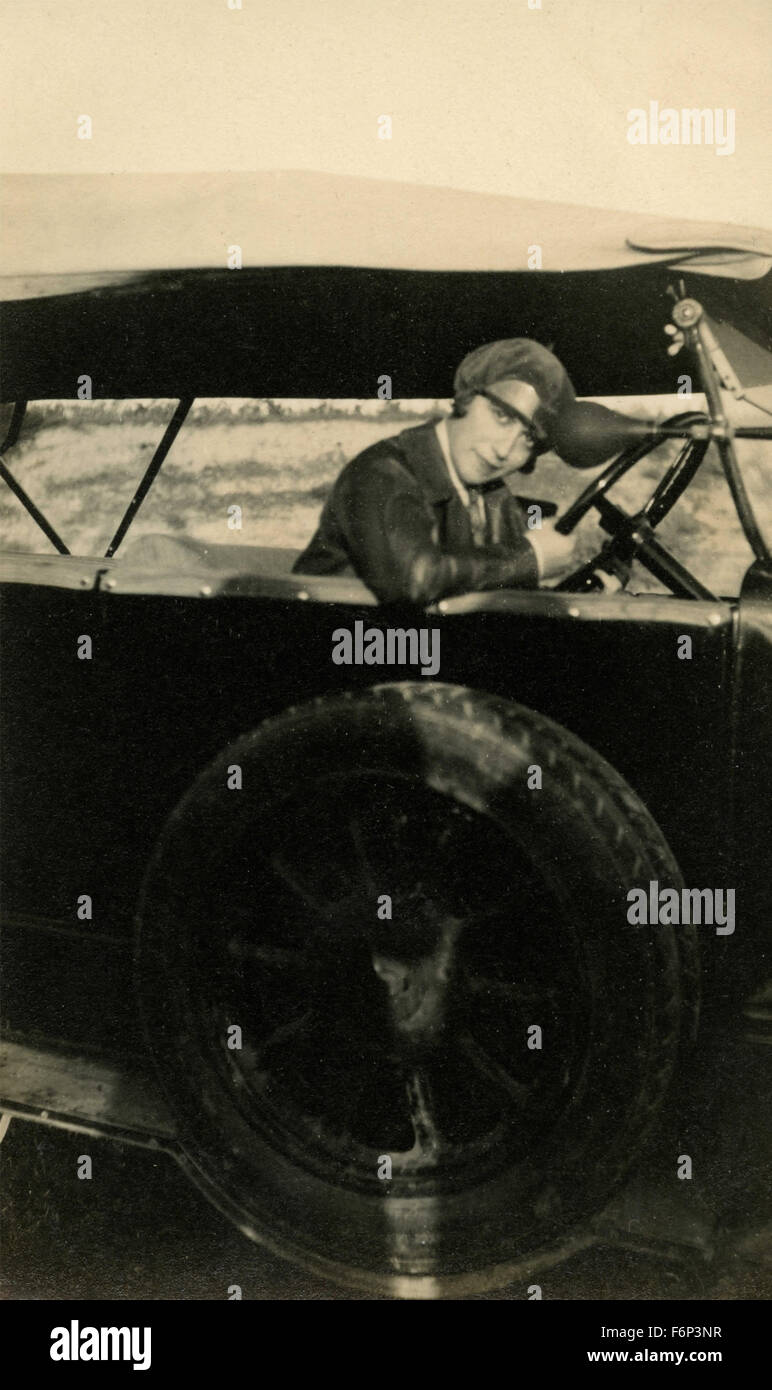 1920s woman driving car hi-res stock photography and images - Alamy