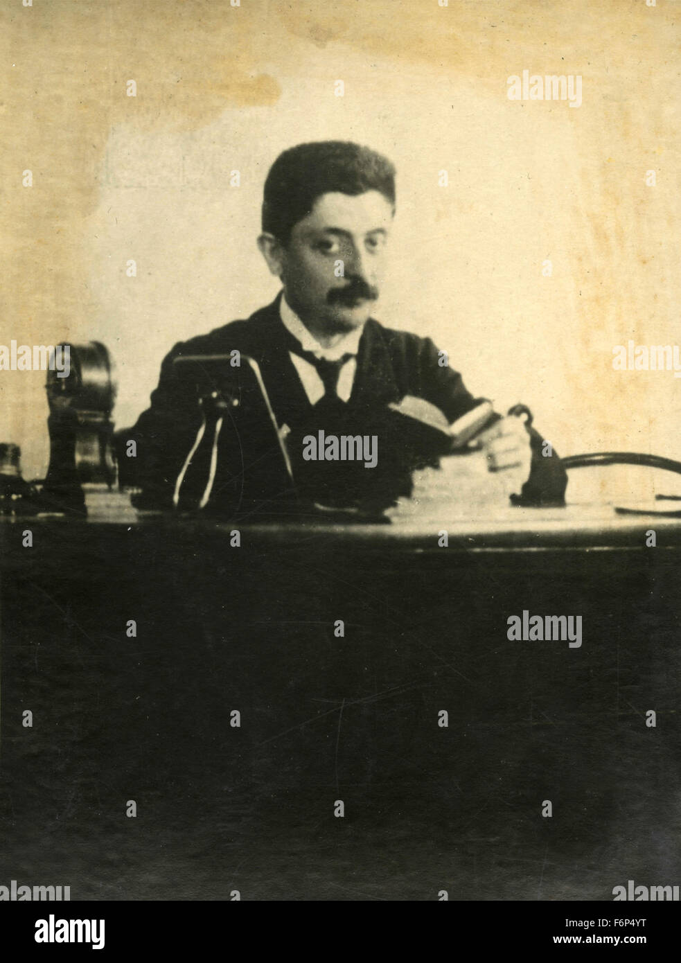 1920s office desk hi-res stock photography and images - Alamy