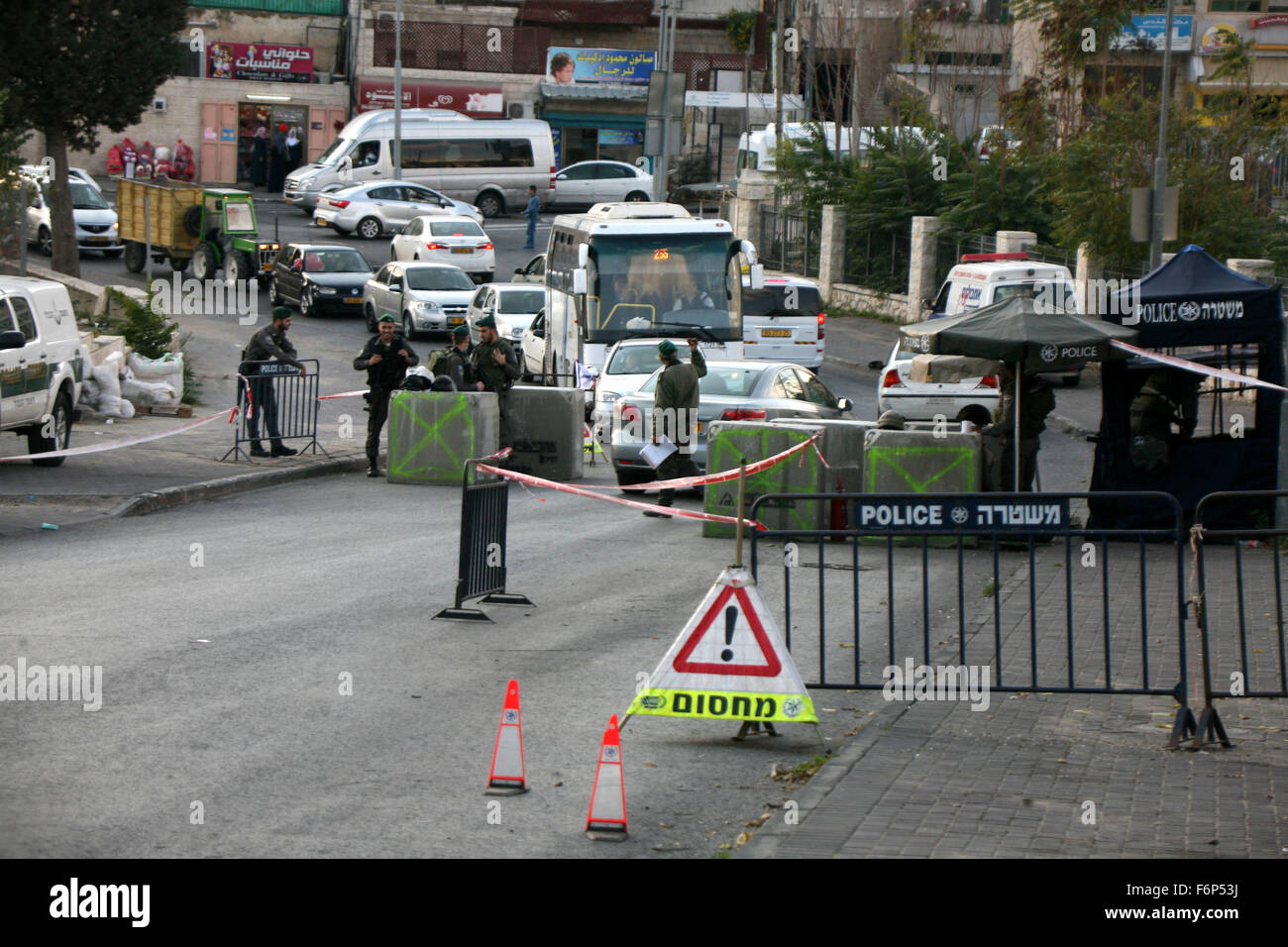 Jerusalem, Jerusalem, Palestinian Territory. 18th Nov, 2015. Israeli ...