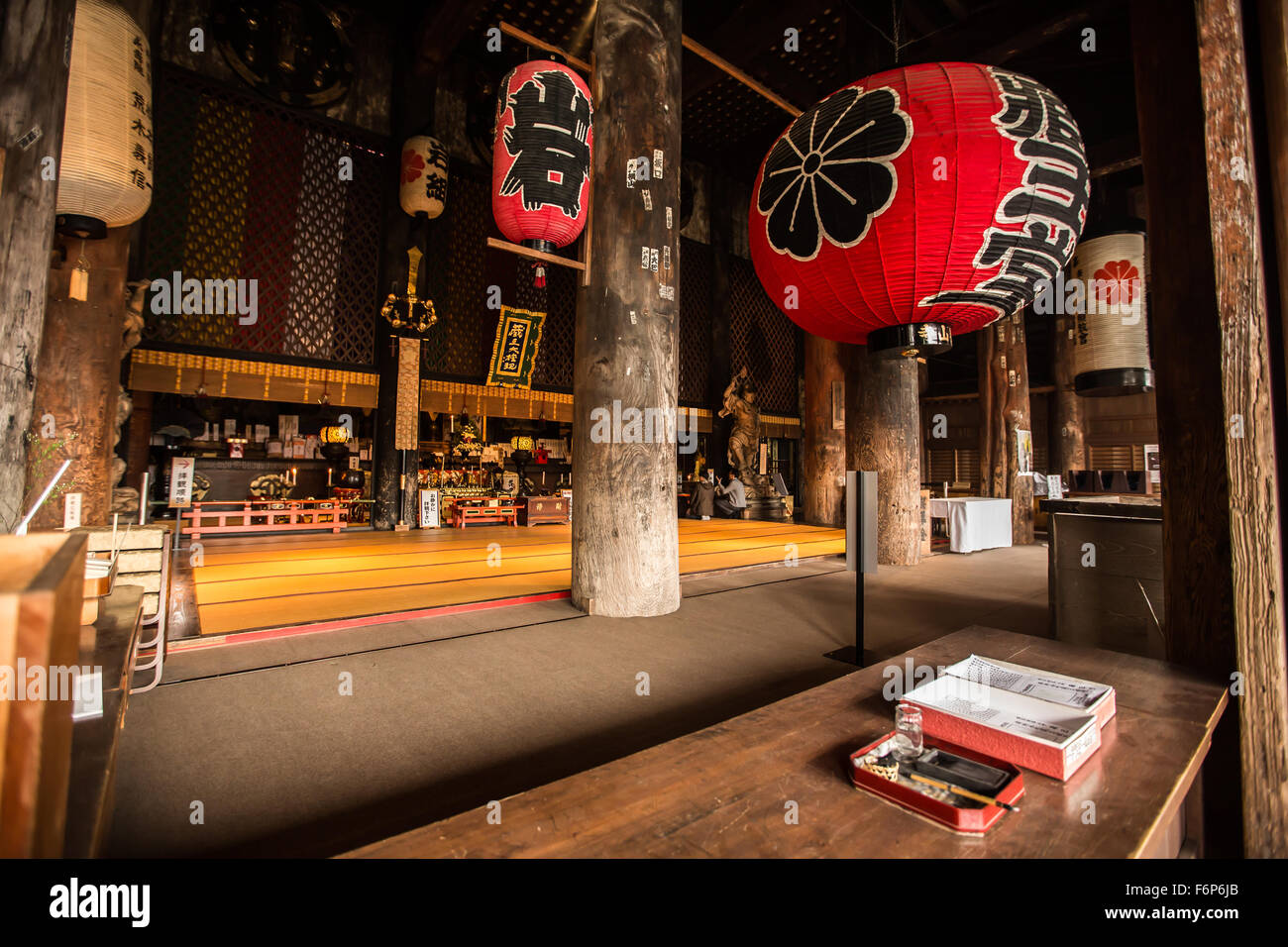 Japan temple interior hi-res stock photography and images - Alamy