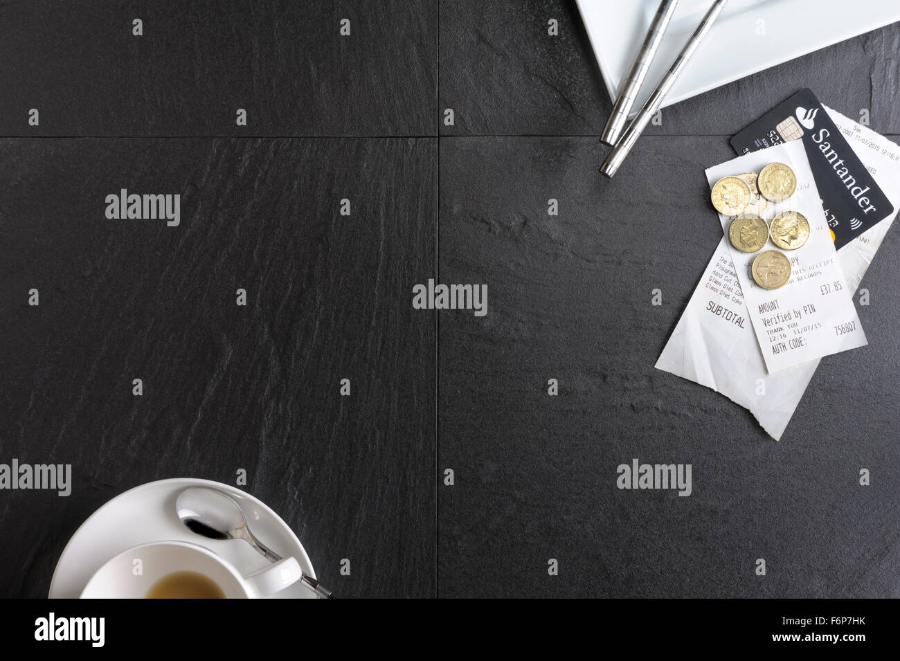 Restaurant table overhead hi-res stock photography and images - Alamy