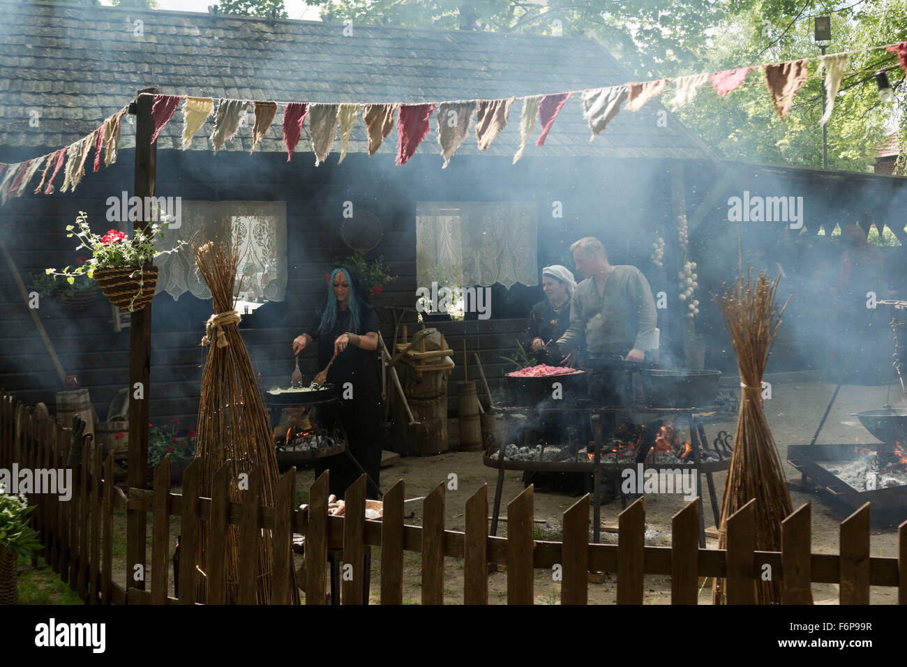 Medieval festivities hi-res stock photography and images - Alamy