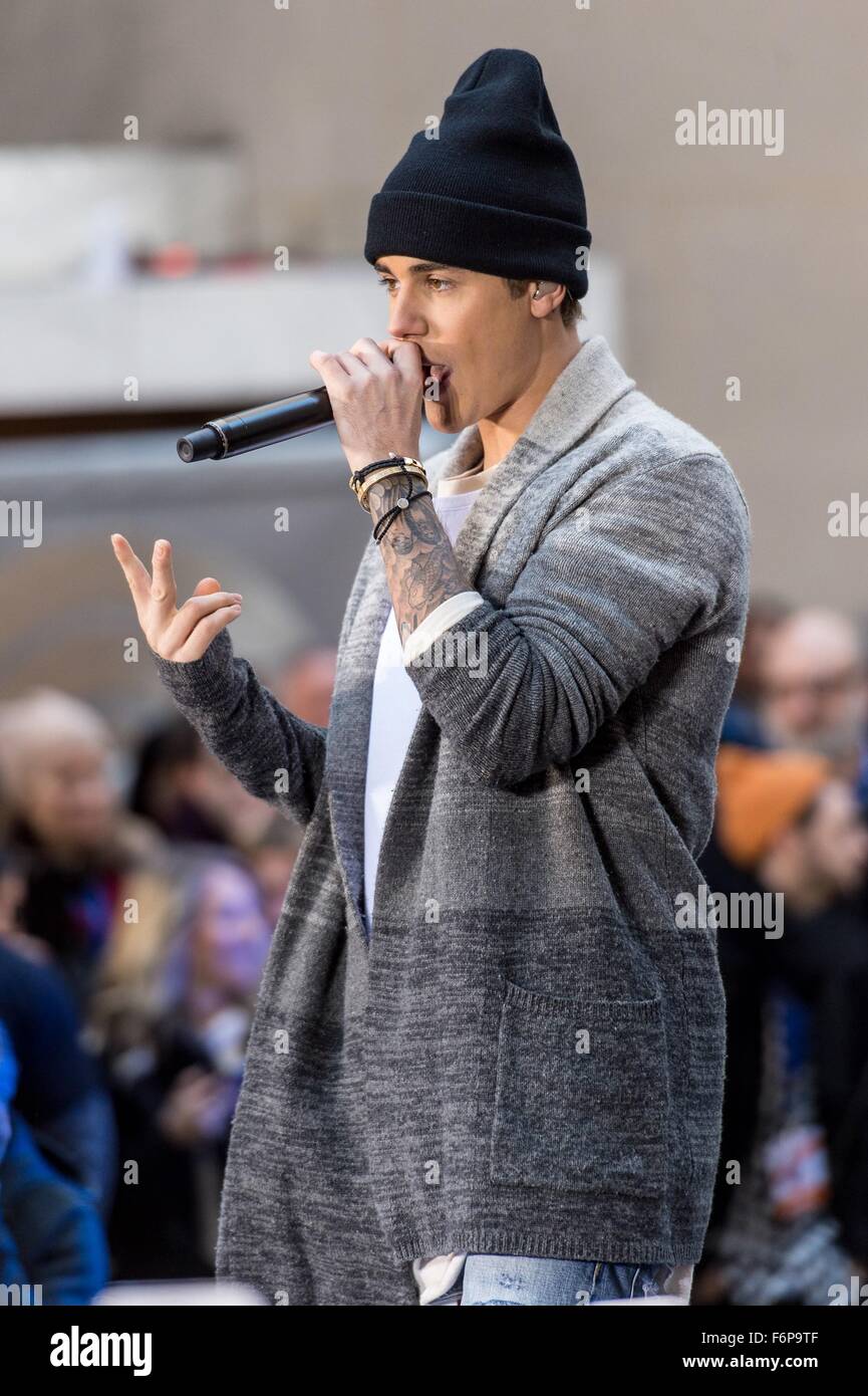 New York, NY, USA. 18th Nov, 2015. Justin Bieber on stage for NBC Today ...
