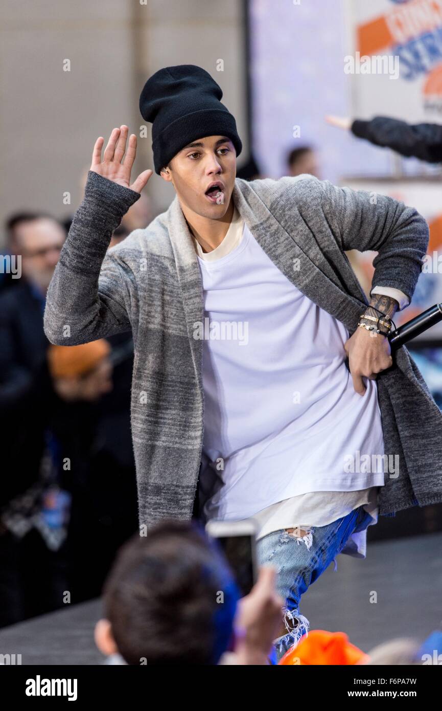 New York, NY, USA. 18th Nov, 2015. Justin Bieber on stage for NBC Today ...