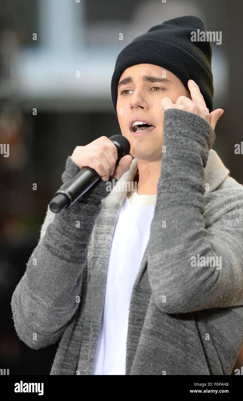 New York, NY, USA. 18th Nov, 2015. Justin Bieber on stage for NBC Today ...