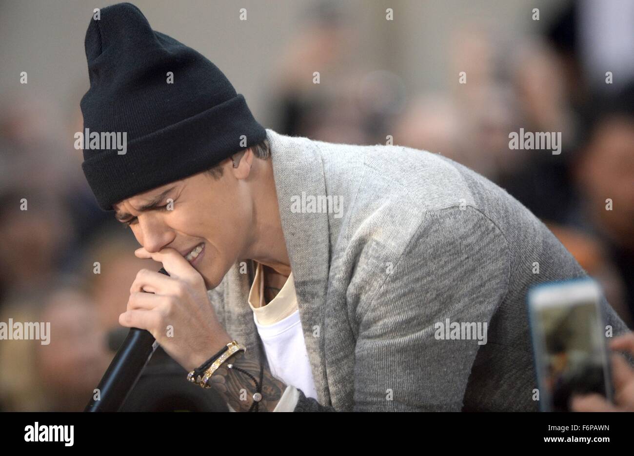 New York, NY, USA. 18th Nov, 2015. Justin Bieber on stage for NBC Today ...
