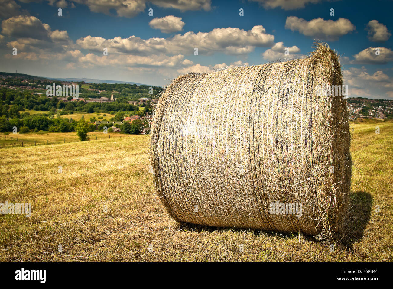 Hay Making on Lane Head Farm Stock Photo - Alamy