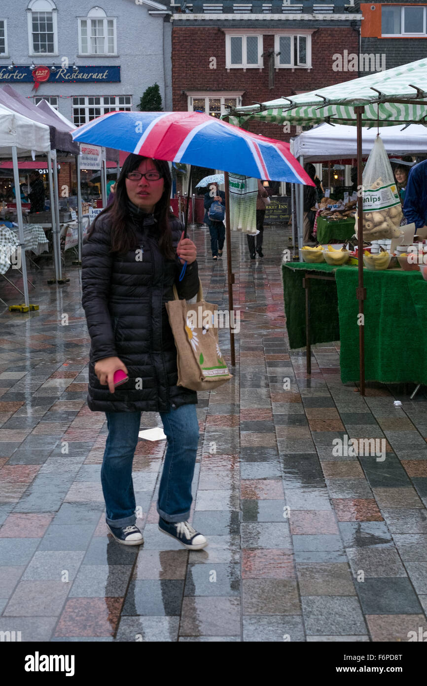 Wet day shopping hi-res stock photography and images - Alamy
