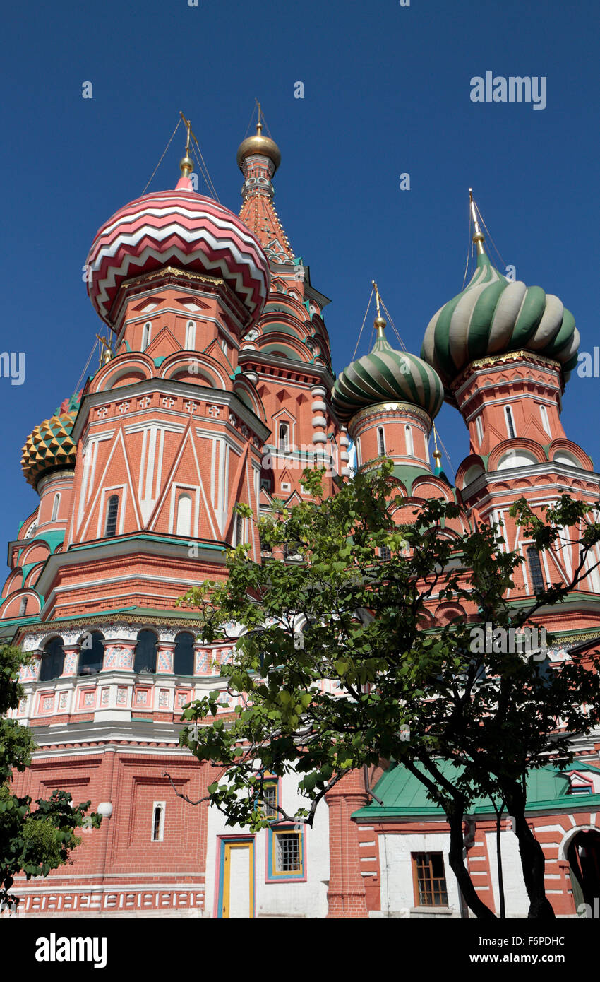 The spires of St Basil's Cathedral (or The Cathedral of Vasily the ...