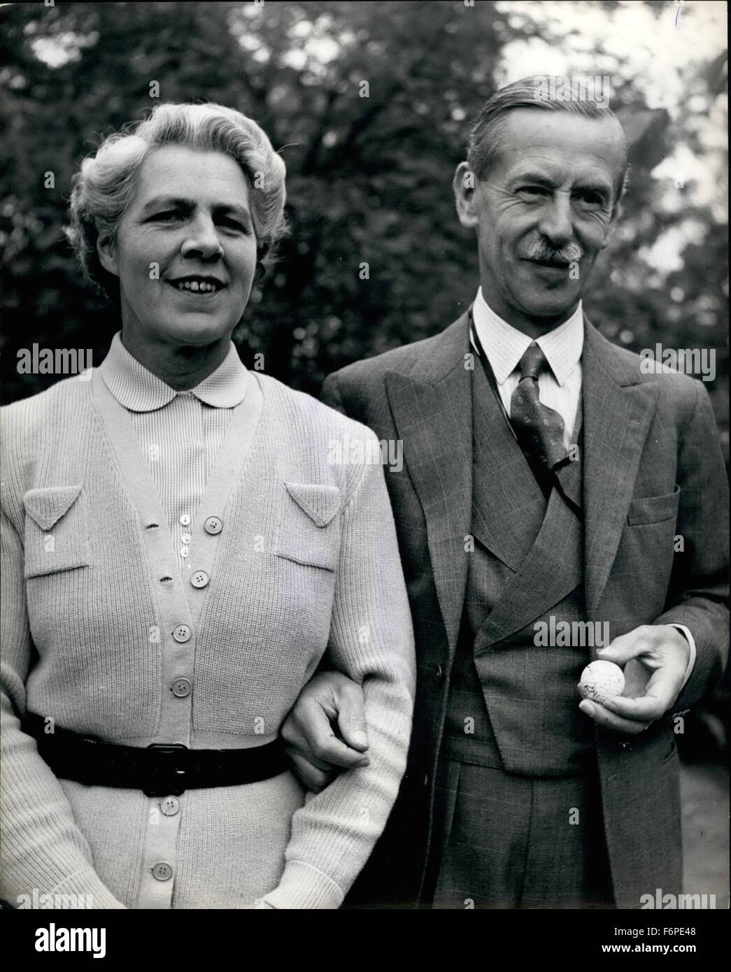 1945 - Sir Noel And Lady Bowater: Three Of His Family To Hold The ...