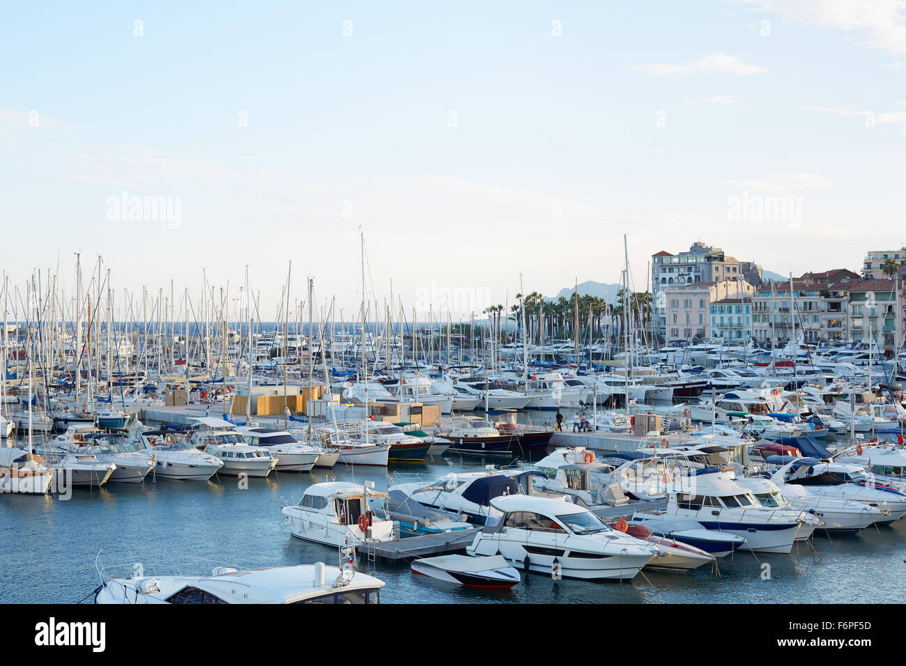 Calm sea boat boats hi-res stock photography and images - Alamy