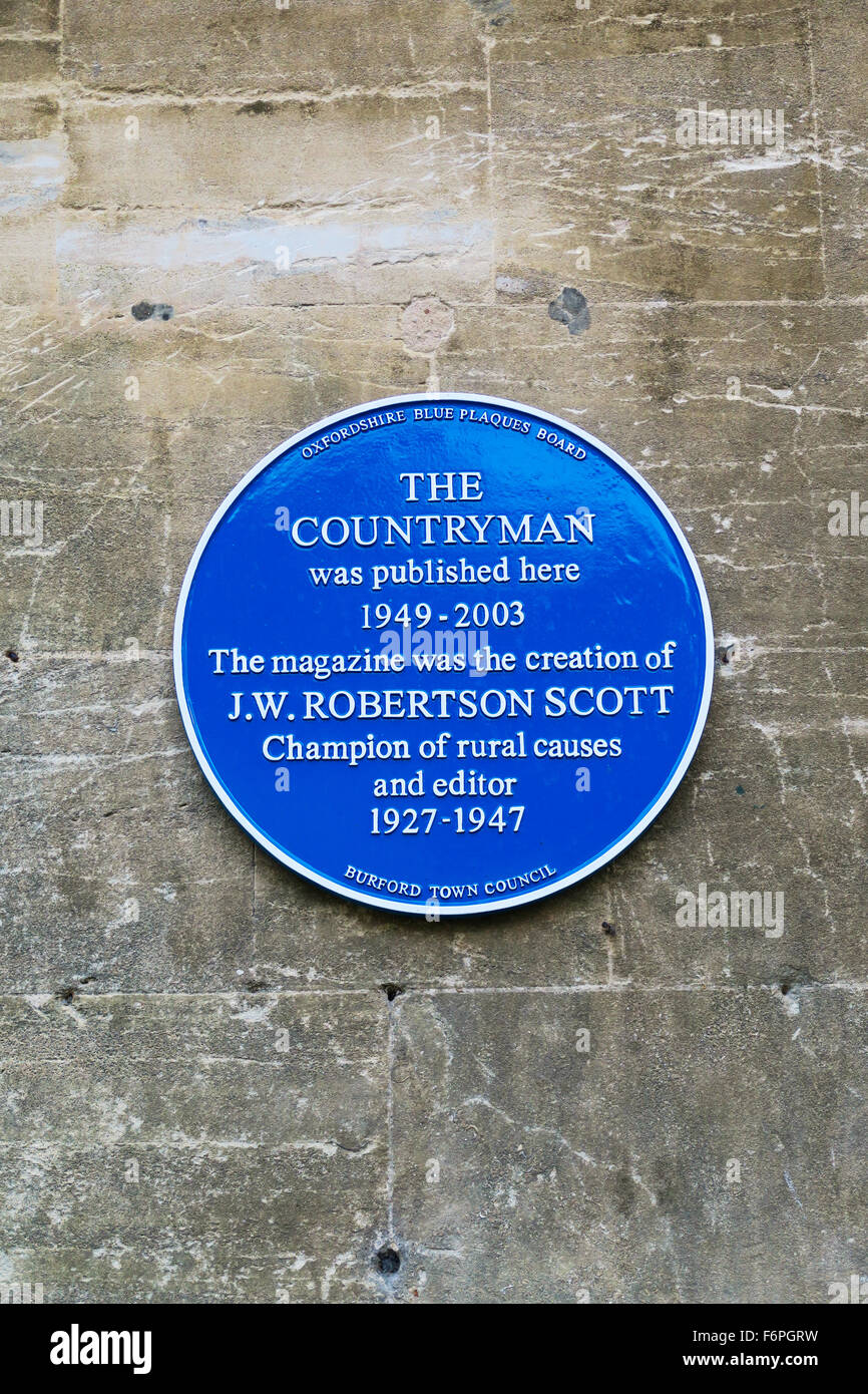 A Blue plaque in Nottingham where The Countryman magazine was published ...