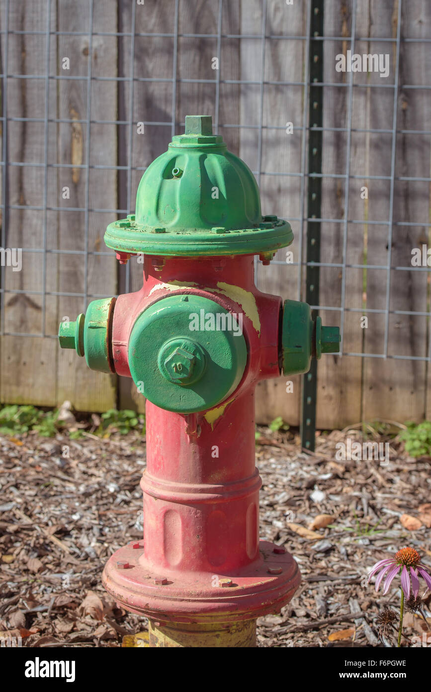 Green hydrant hi-res stock photography and images - Alamy