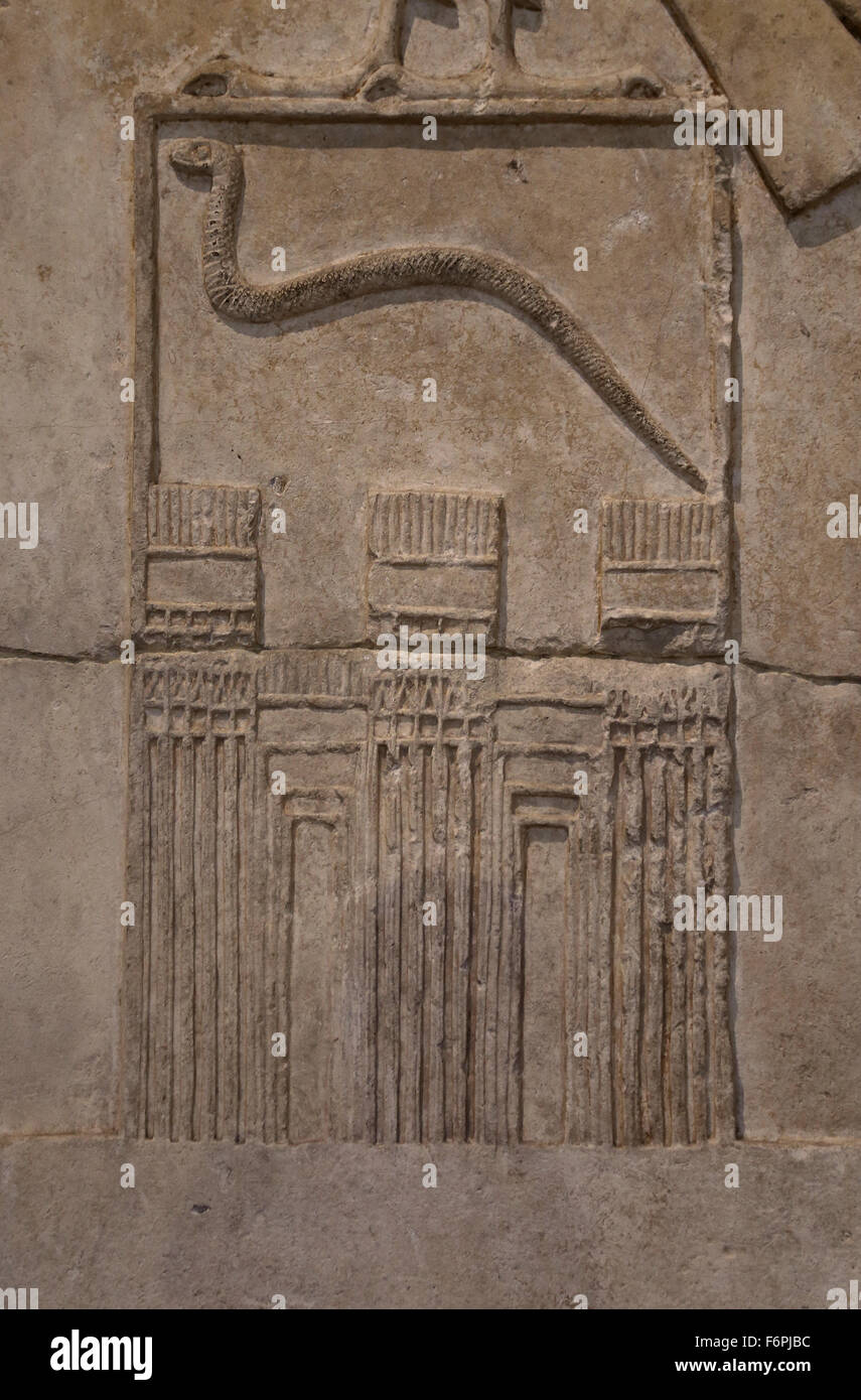 Stela of king Djet. Also know as the Serpent King. 1st Dyansty, ca ...