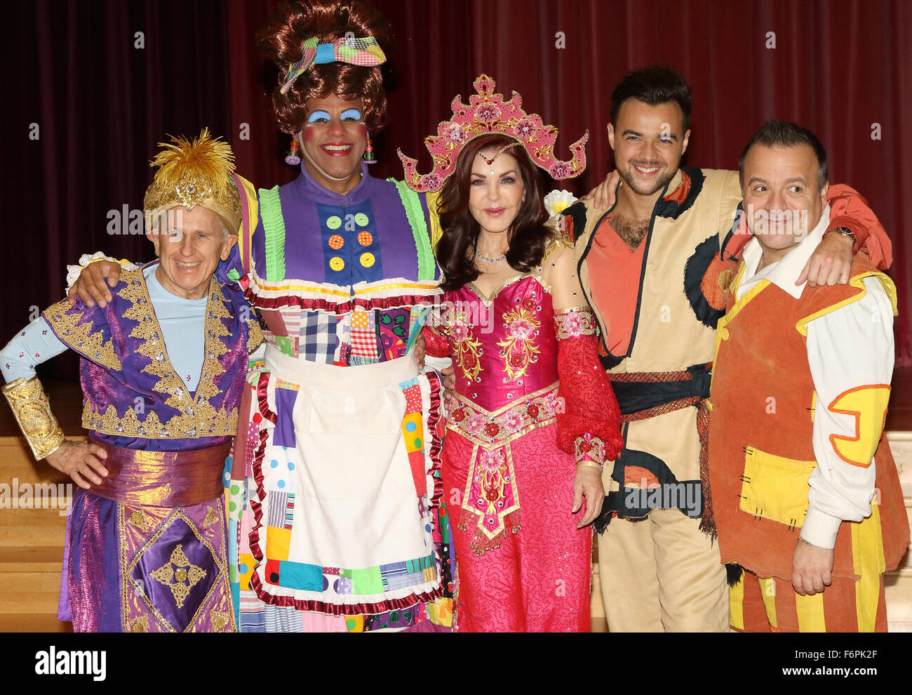Wishee washee pantomime hi-res stock photography and images - Alamy