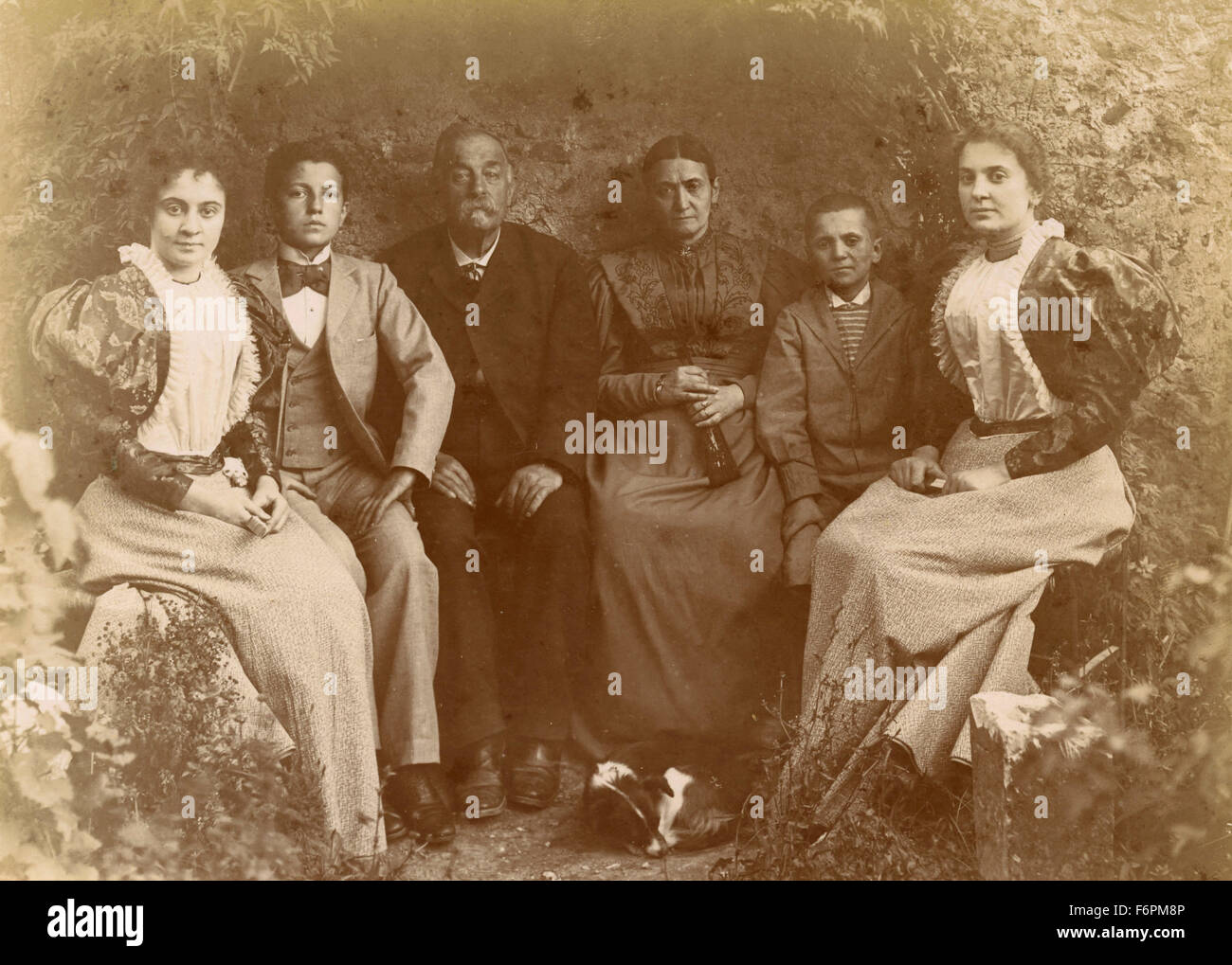 1890s Family High Resolution Stock Photography and Images - Alamy