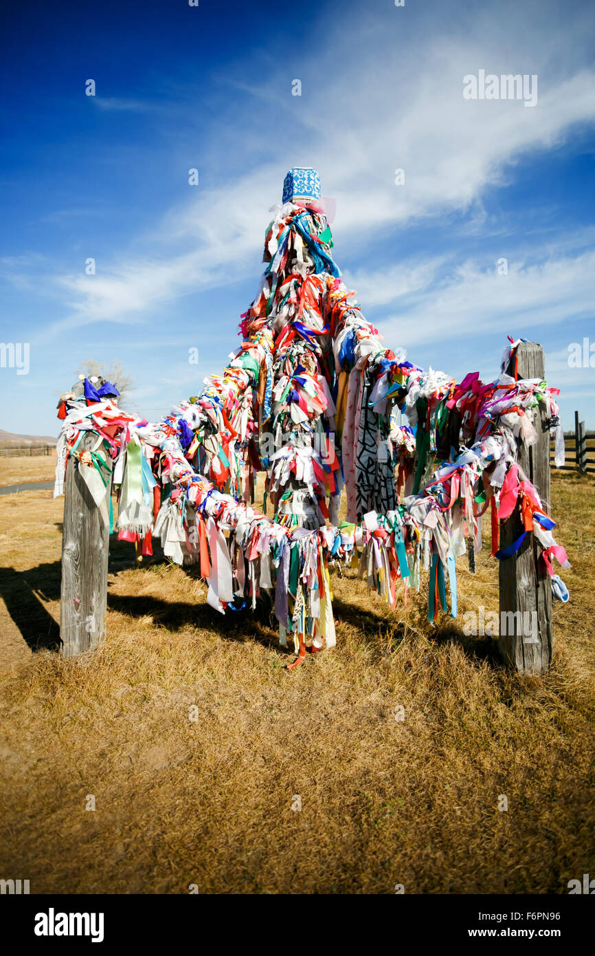 Wish ribbons tied to wooden pillars and chains Stock Photo - Alamy