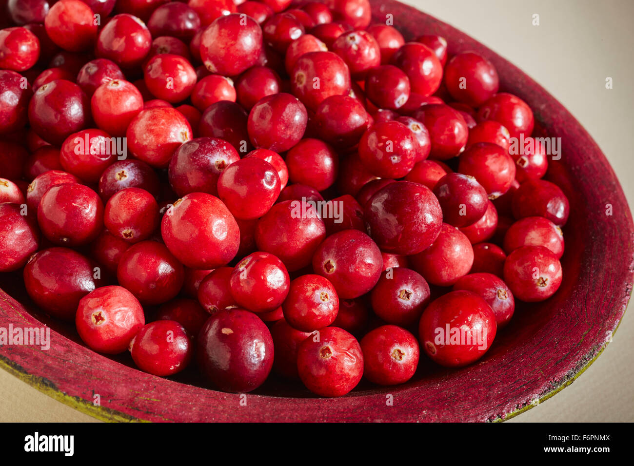 fresh, whole cranberries Stock Photo - Alamy