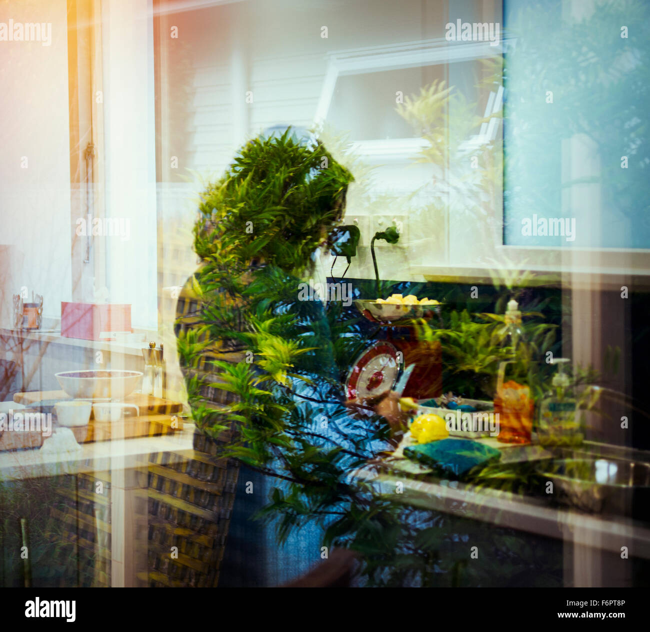 Person behind glass hi-res stock photography and images - Alamy