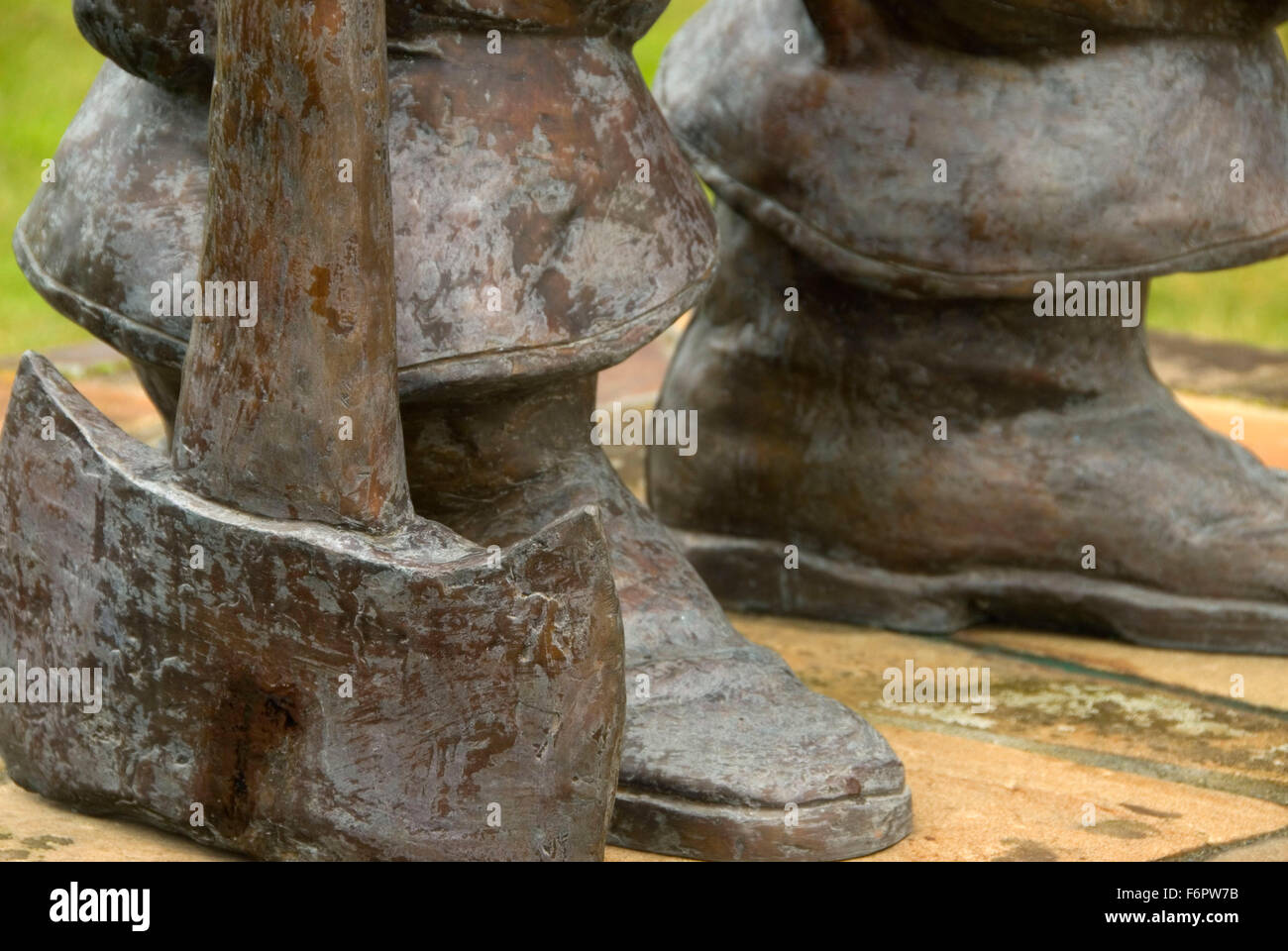 The Worker (Civilian Conservation Corps) statue, Oregon Department of ...