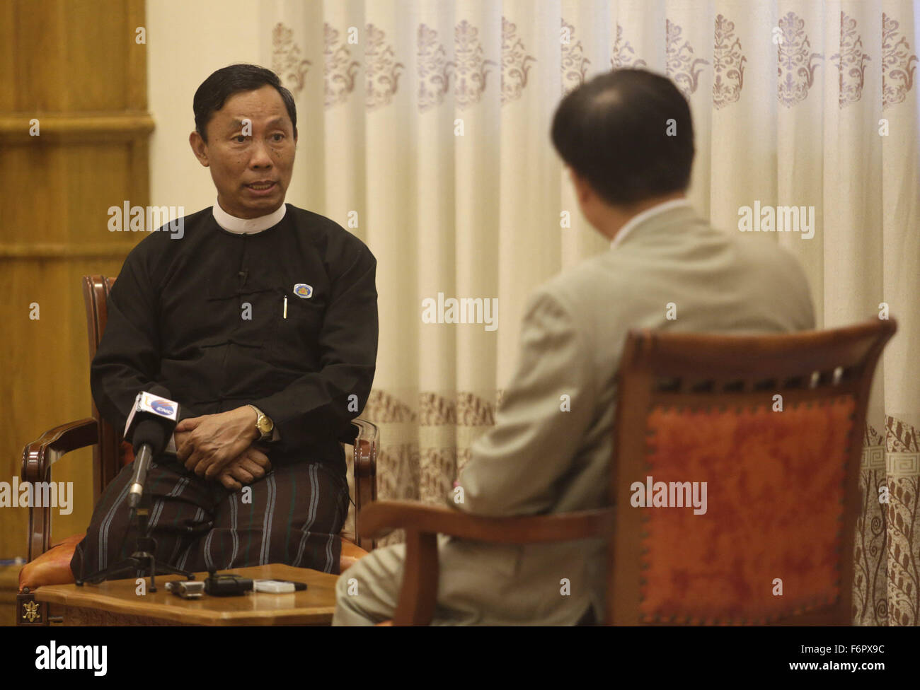 Nay Pyi Taw, Myanmar. 18th Nov, 2015. Speaker of Myanmar's Union ...