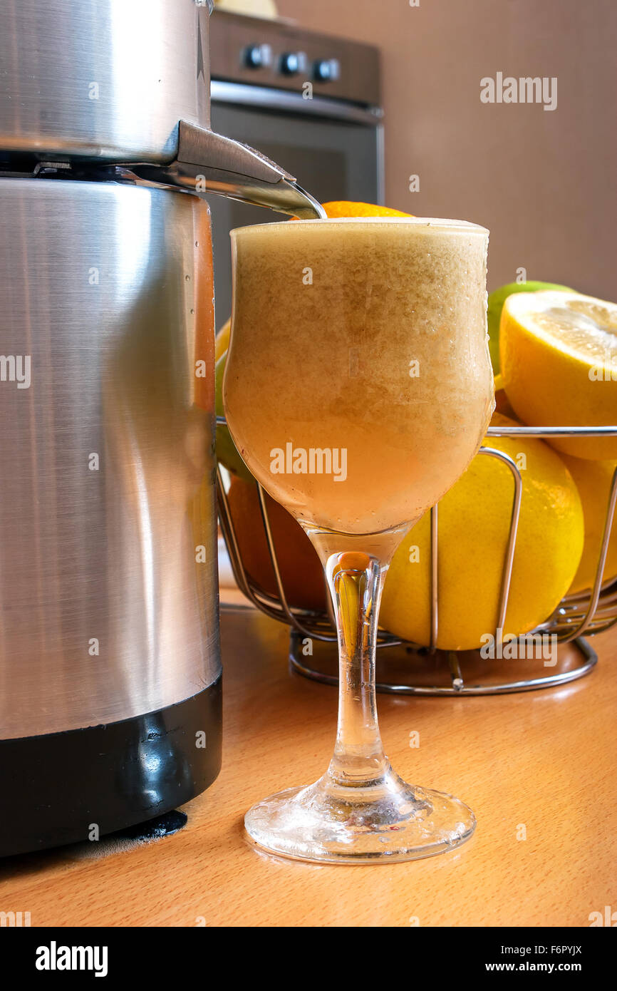 Making fresh juice Stock Photo - Alamy