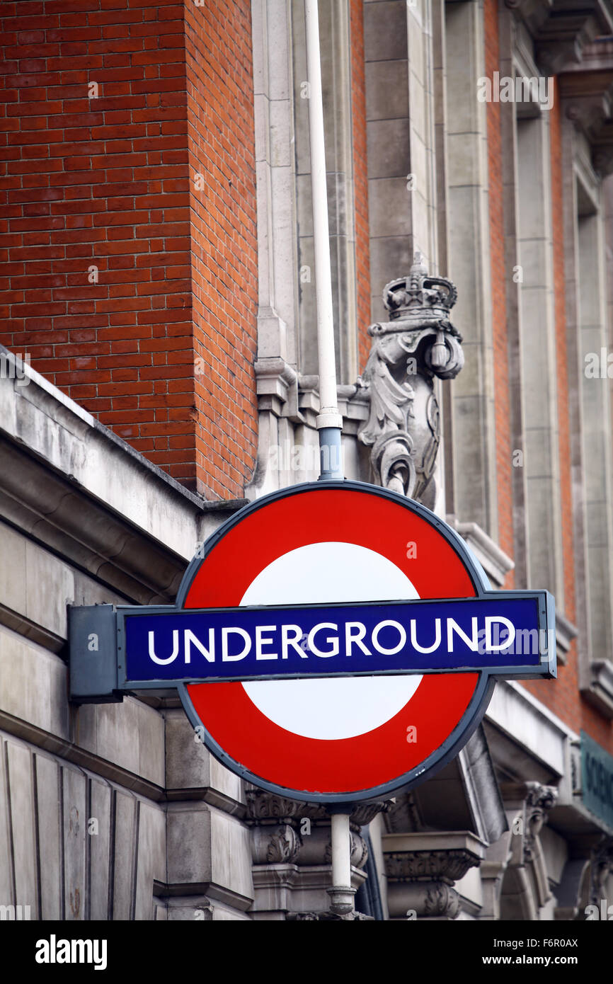 Color image of an underground subway sign in London, UK Stock Photo - Alamy