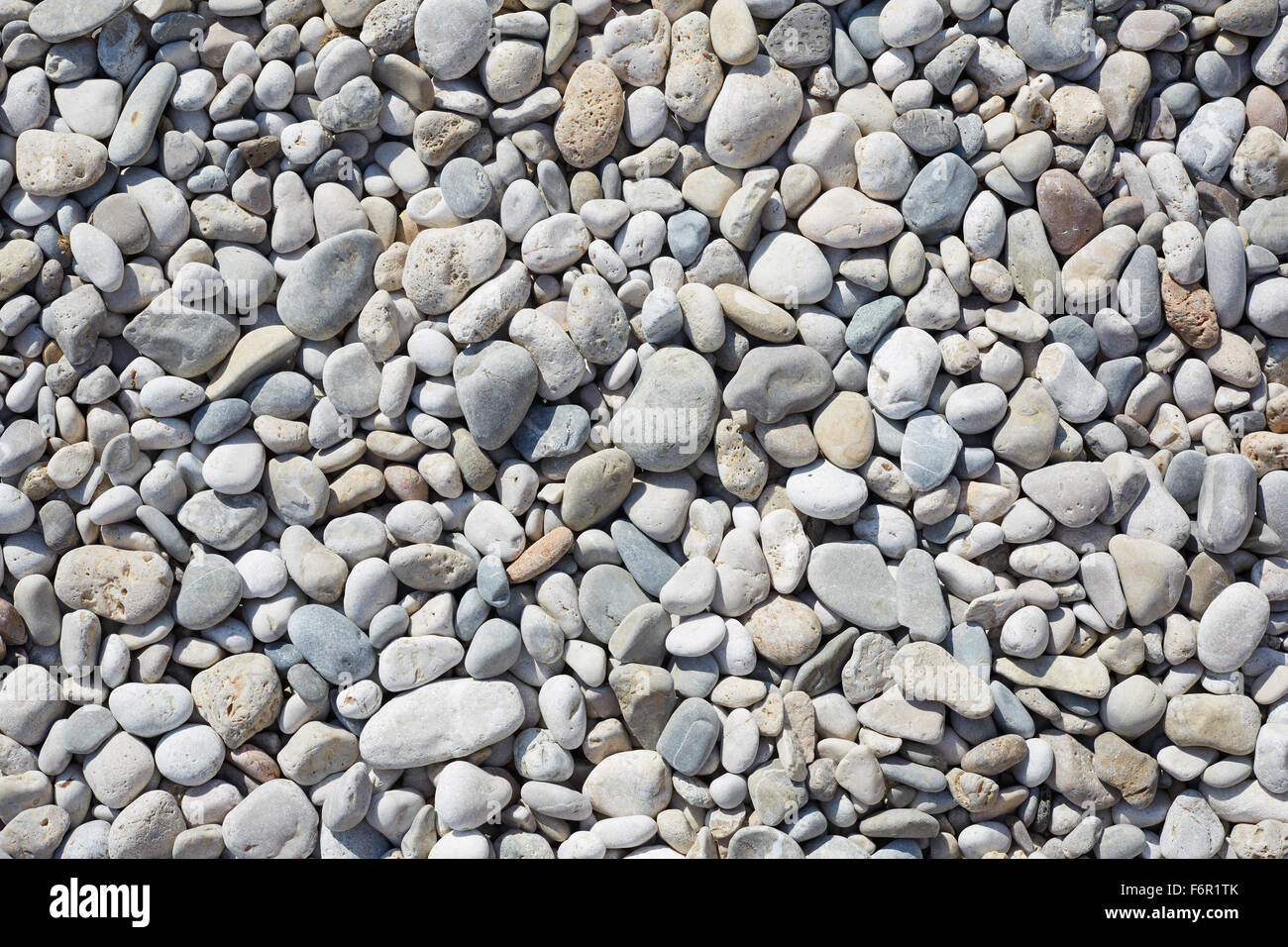 Pebbles on the beach hi-res stock photography and images - Alamy