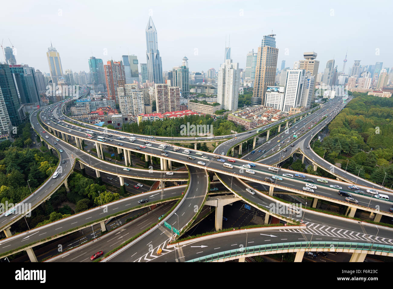 Elevated Highway Shanghai Stock Photos & Elevated Highway Shanghai ...