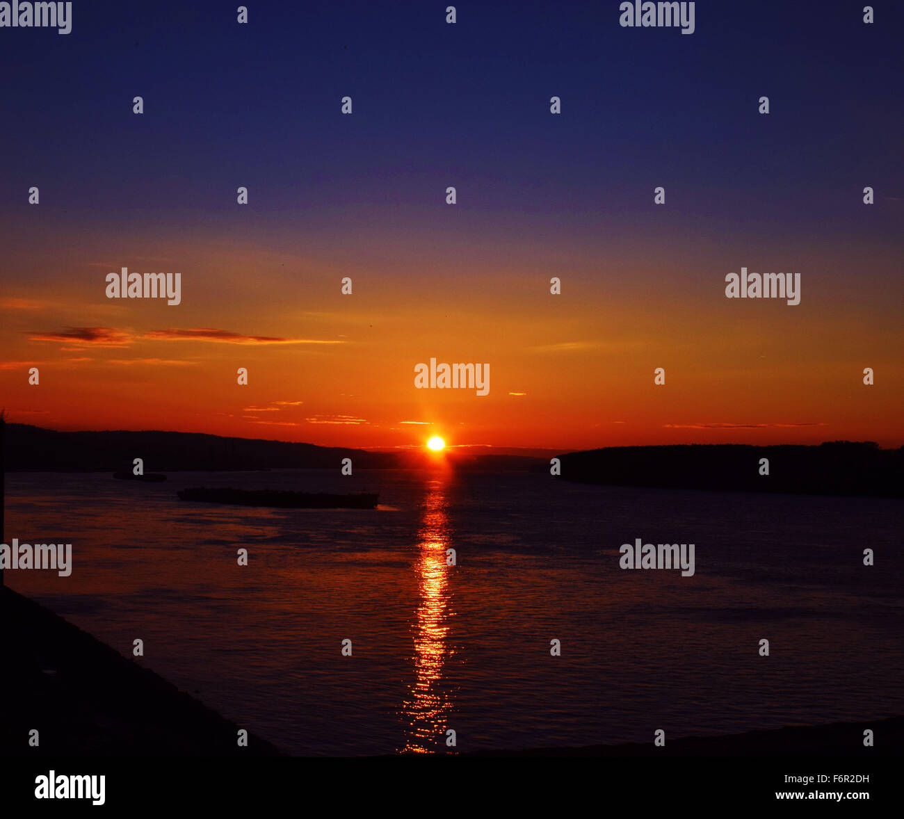 Danube river sunset hi-res stock photography and images - Alamy
